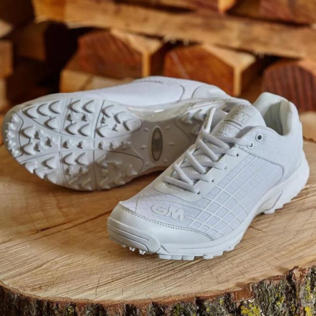 Buy GM Icon All Rounder Junior Cricket Shoe | Concept Sports